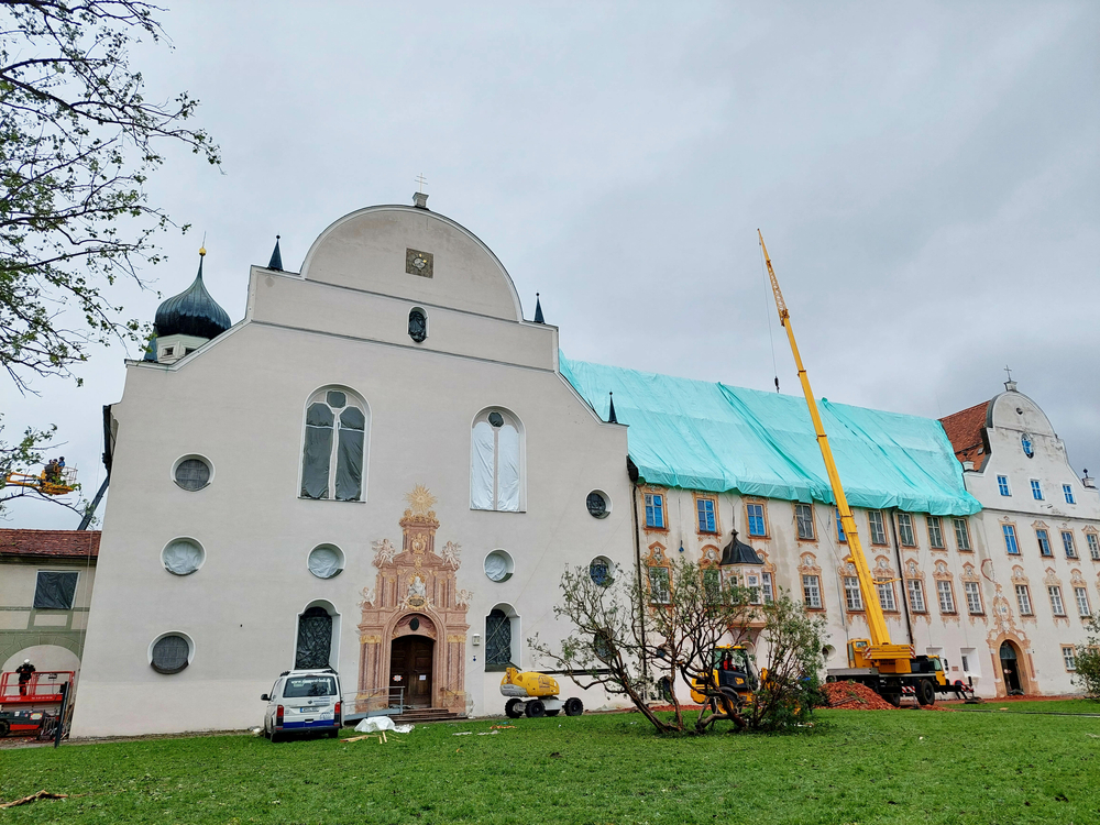 Unwetter-Schäden am Kloster Benediktbeuern - Don Bosco